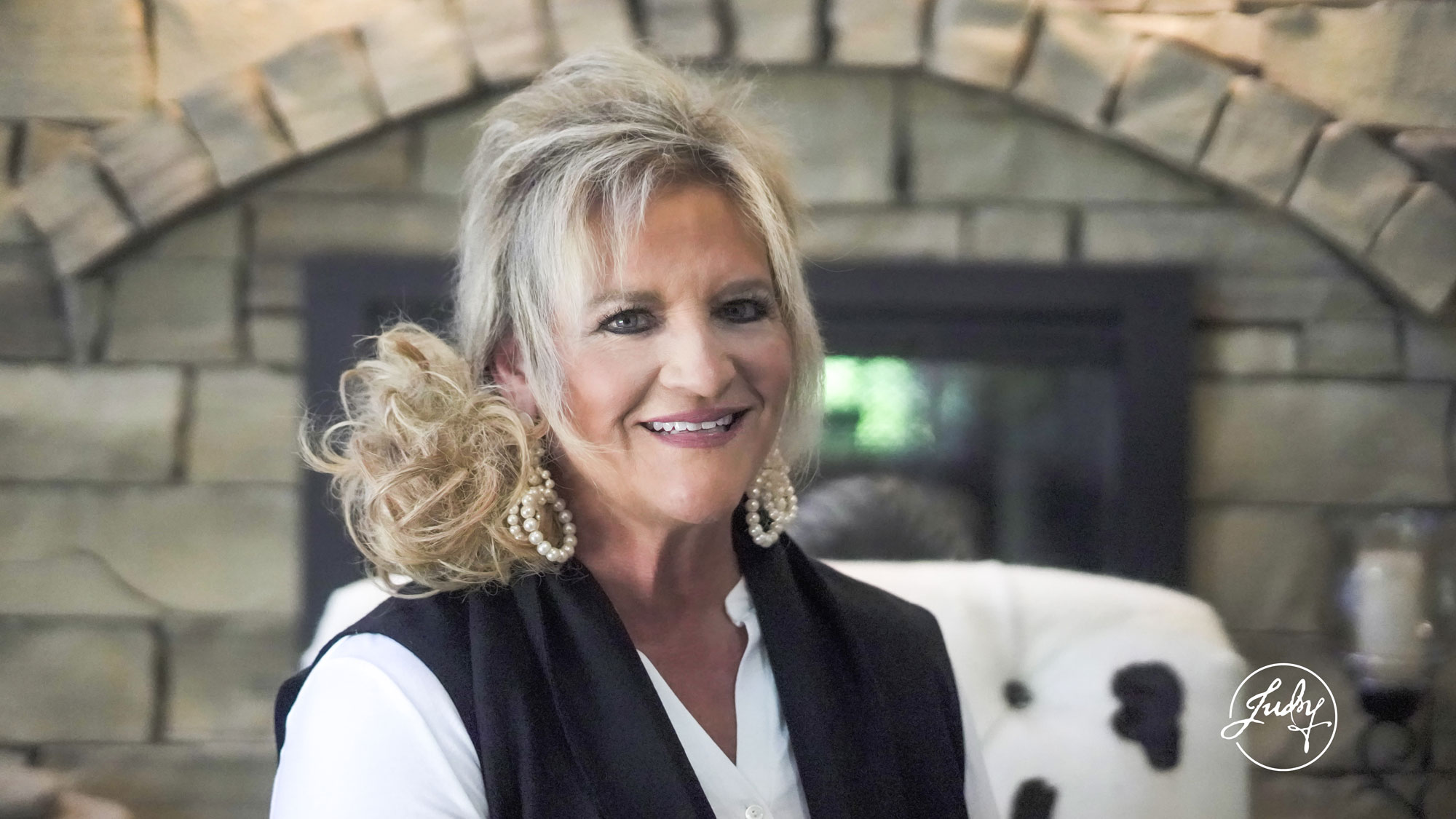 Judy Pogue ::: Awaken